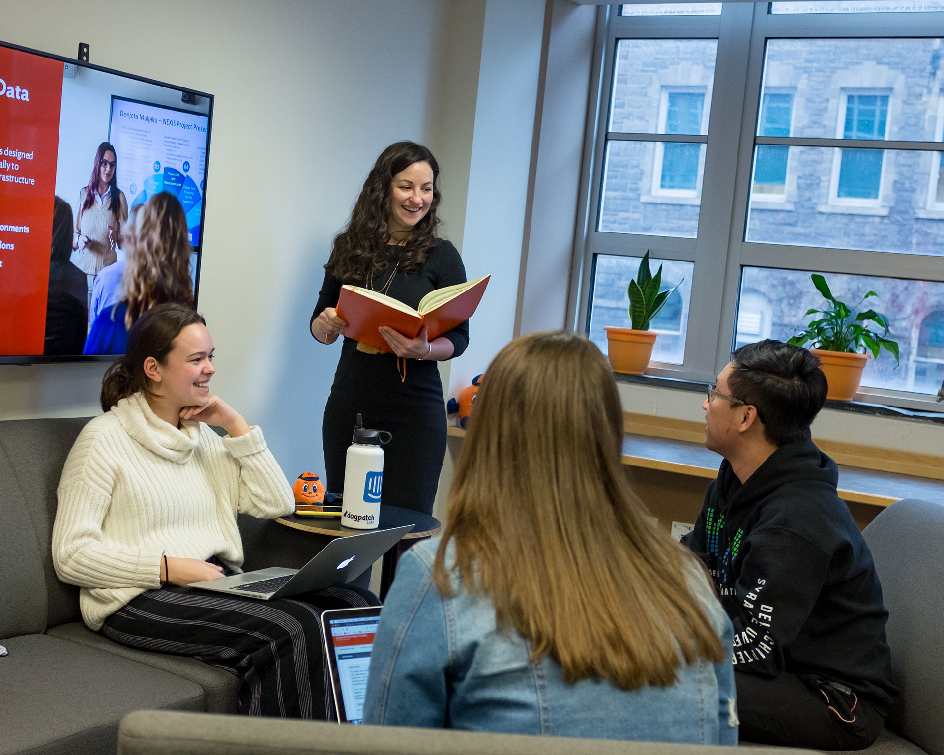 Professor Janet Doe - iSchool | Syracuse University